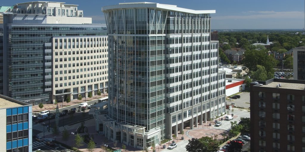 The Regent at 950 North Glebe - Cooper Carry