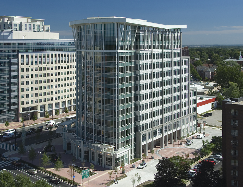 The Regent at 950 North Glebe - Cooper Carry