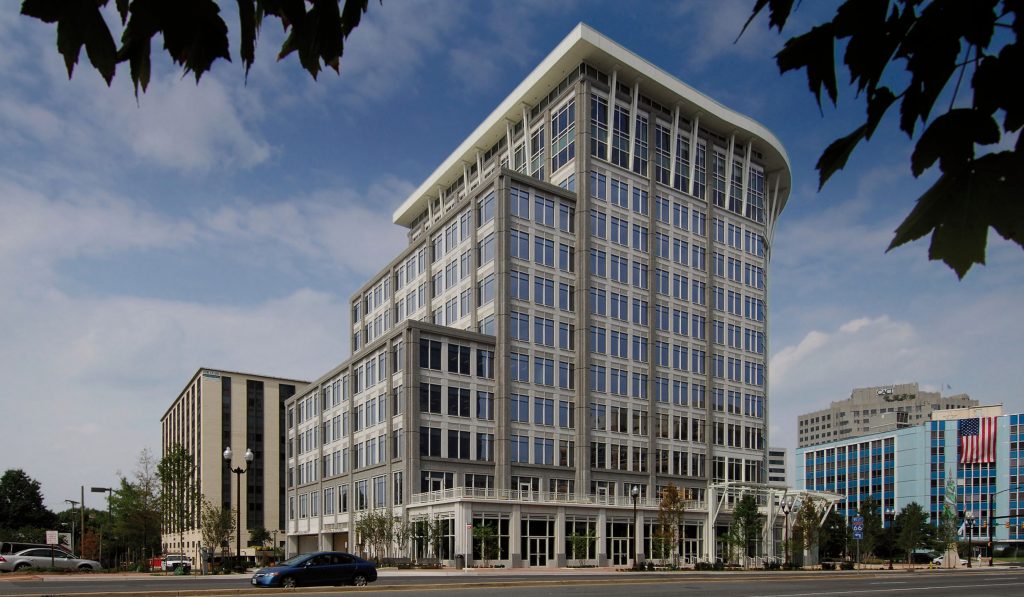 The Regent at 950 North Glebe - Cooper Carry