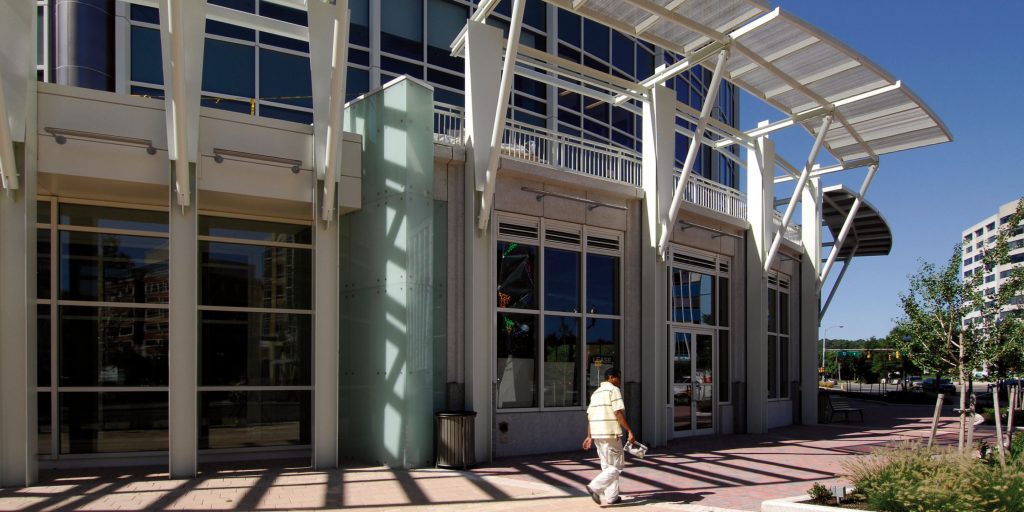 The Regent at 950 North Glebe - Cooper Carry