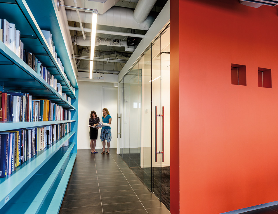 Uzun + Case Office Workplace Interiors - Cooper Carry